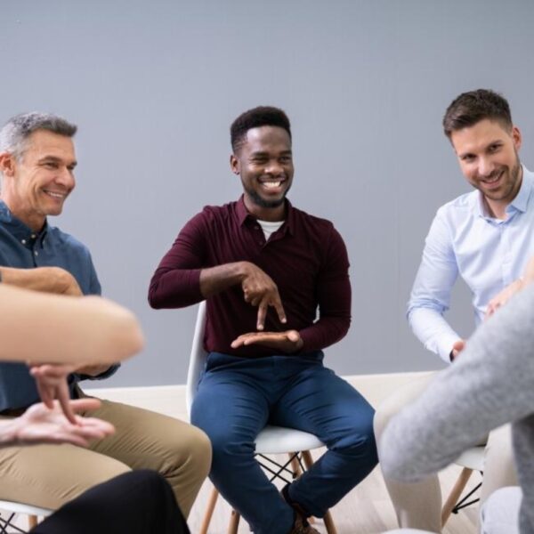 Do Deaf People Subvocalize When They Read? (Important Facts) - Iris Reading