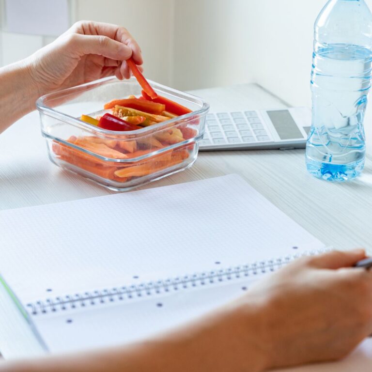 Top 15 Best Foods to Eat While Studying (Ranked!) - Iris Reading